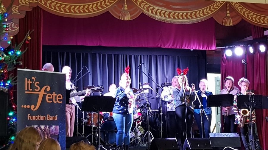 It's Fete function band | Great Bromley Village Hall